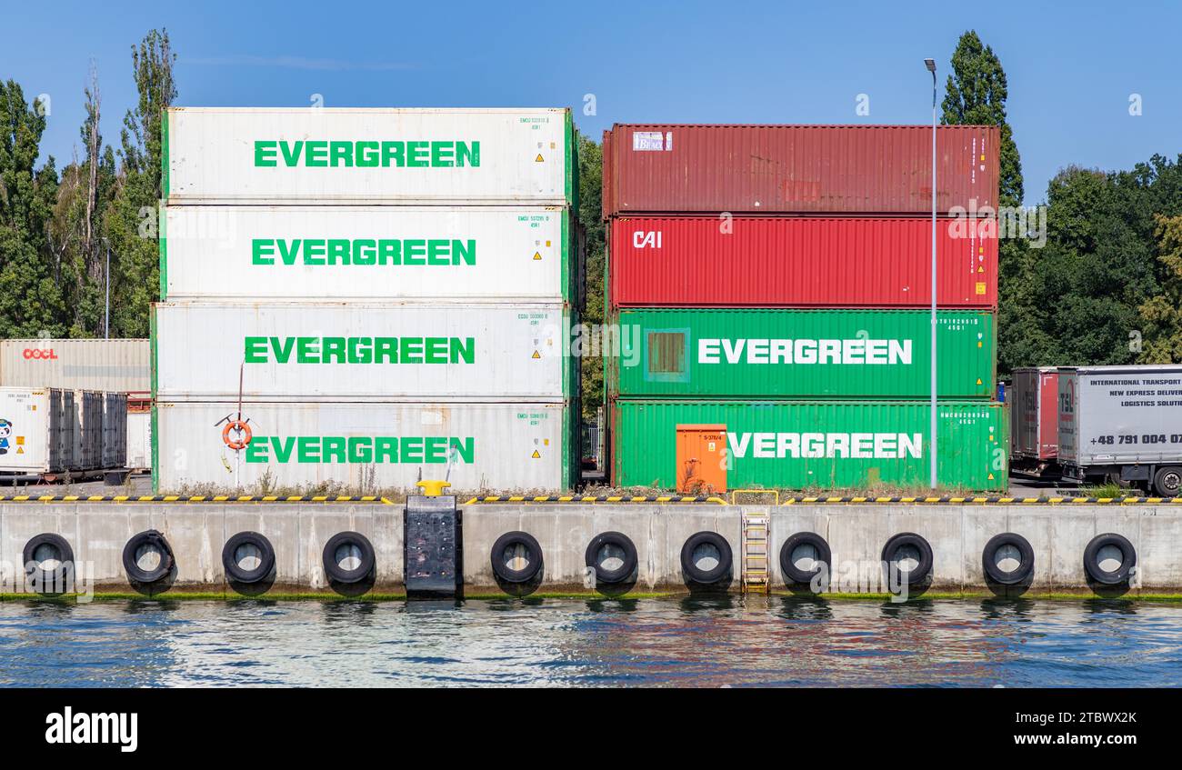 Colorful container containers hi-res stock photography and images - Alamy