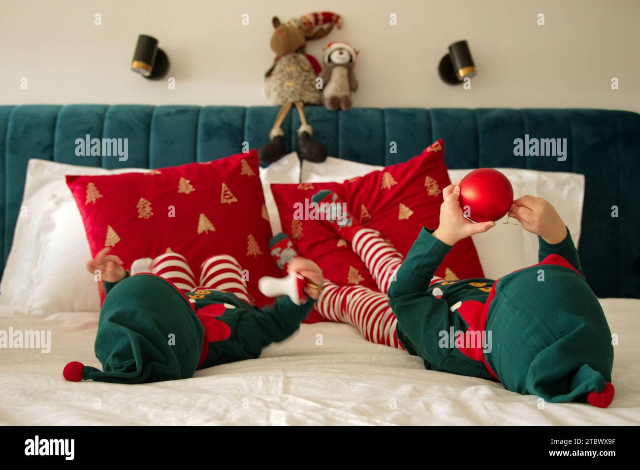Baby elf hi-res stock photography and images - Alamy