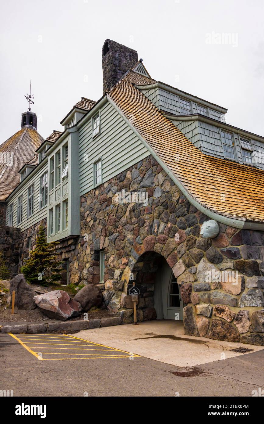 Timberline Lodge on Mt. Hood, Mt. Hood National Forest, Oregon, USA ...