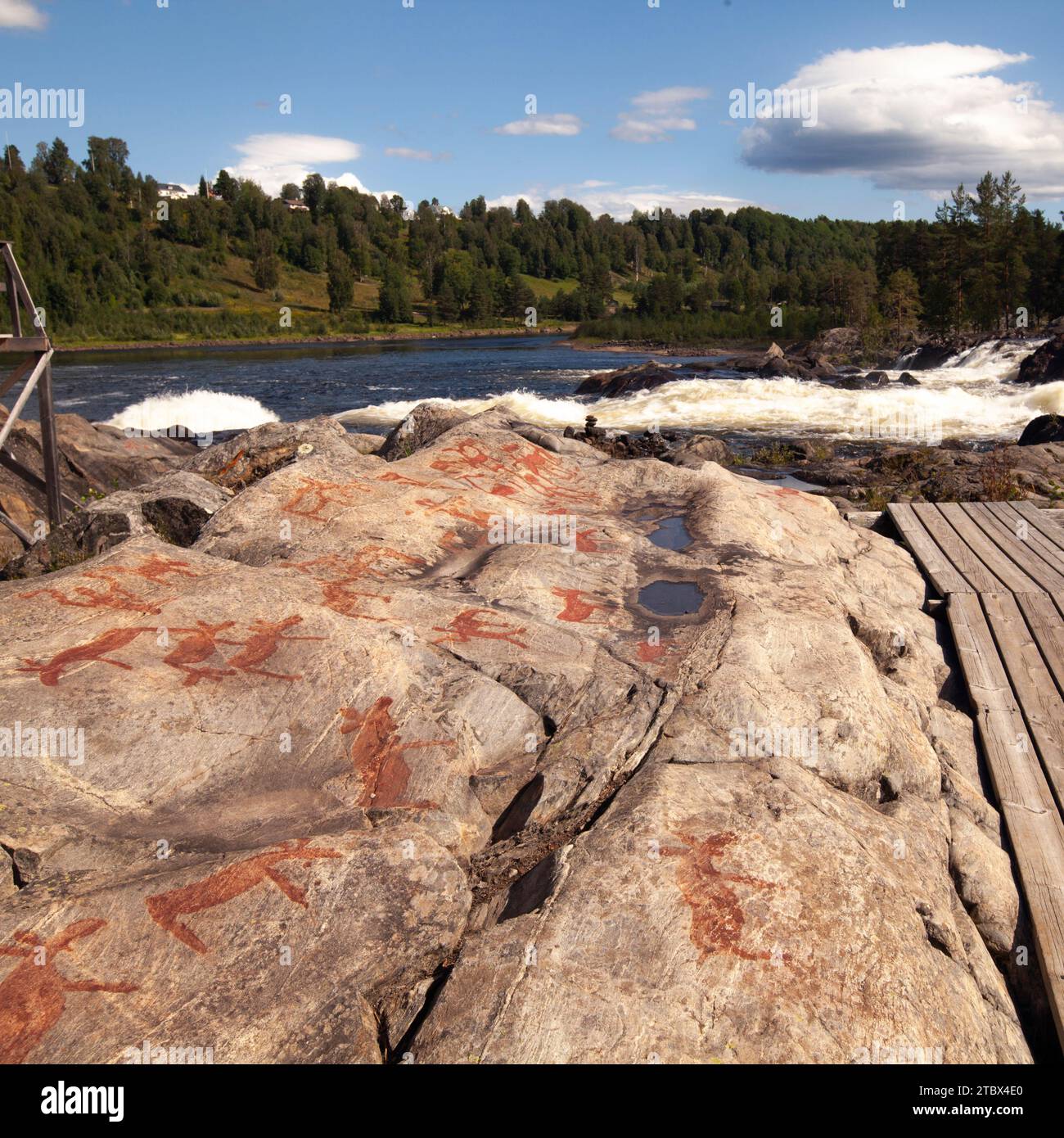 Up to 6,000-year-old red rock carvings in Näsåker. Sweden's largest ...