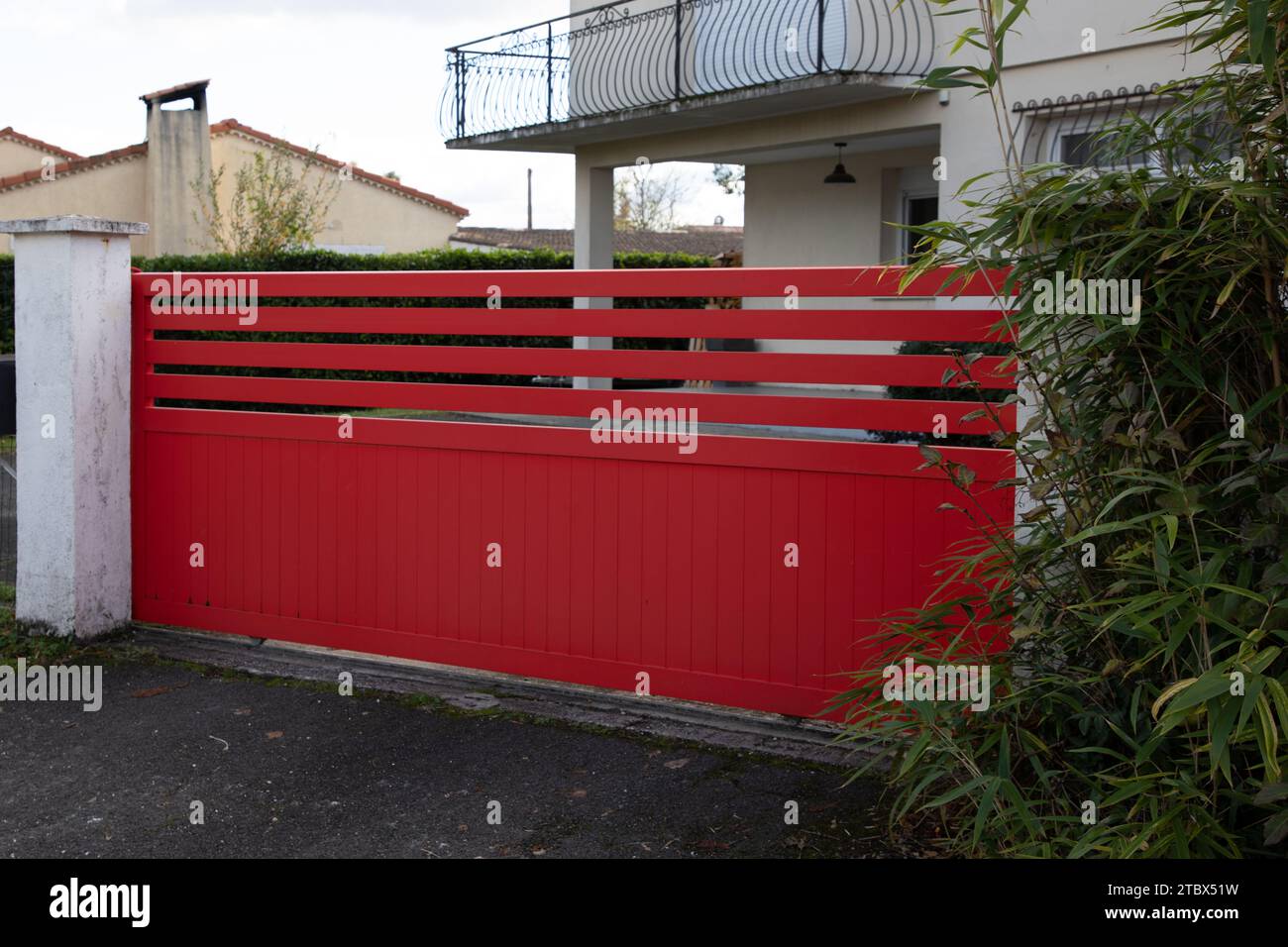 Aluminum red sliding modern style home dark slide gate portal of suburb ...