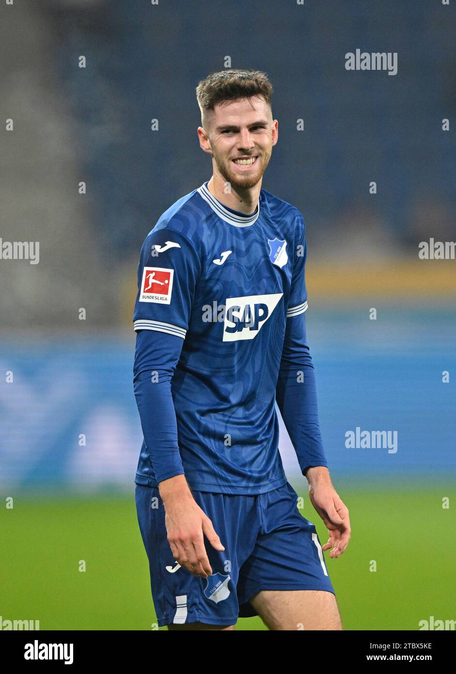 Sinsheim, Deutschland. 08th Dec, 2023. Anton Stach TSG 1899 Hoffenheim ...