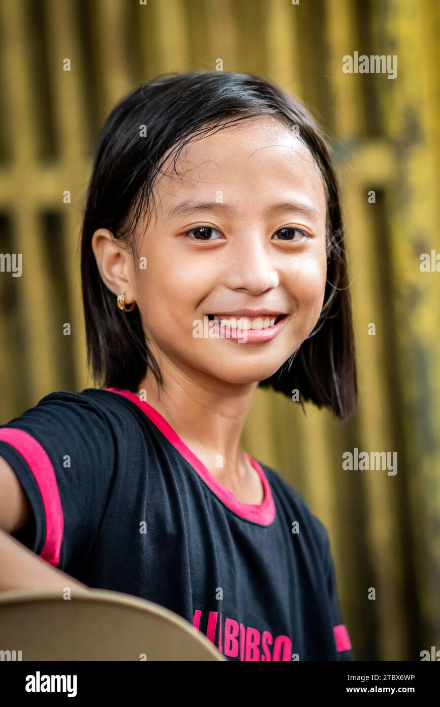 A Pretty Young Filipino Girl Poses For The Camera In Ermita Manila