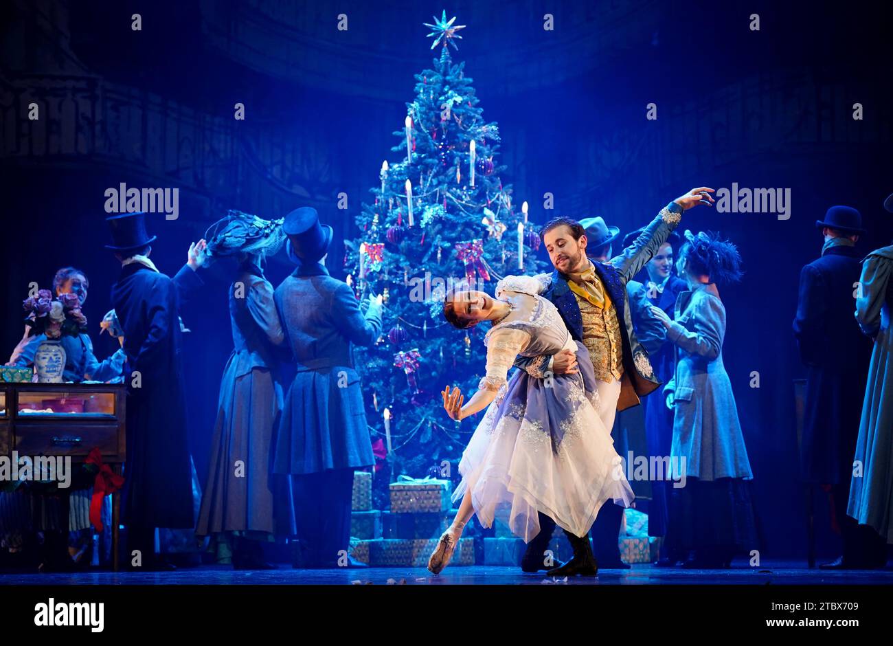 Principal dancers Jessica Fyfe and Bruno Micchiardi on stage during the ...