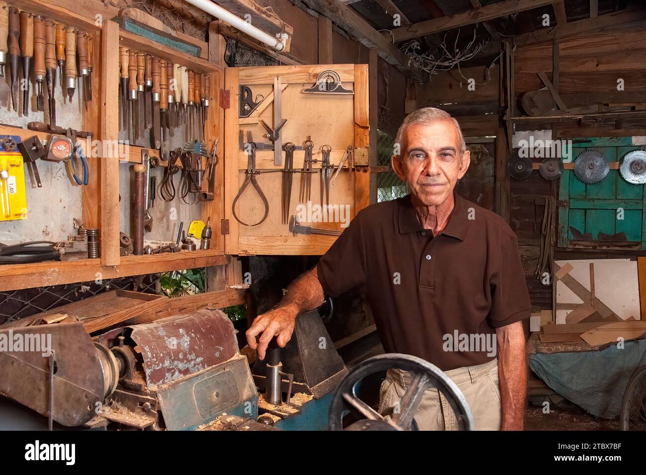 Cuban worker portrait hi-res stock photography and images - Alamy
