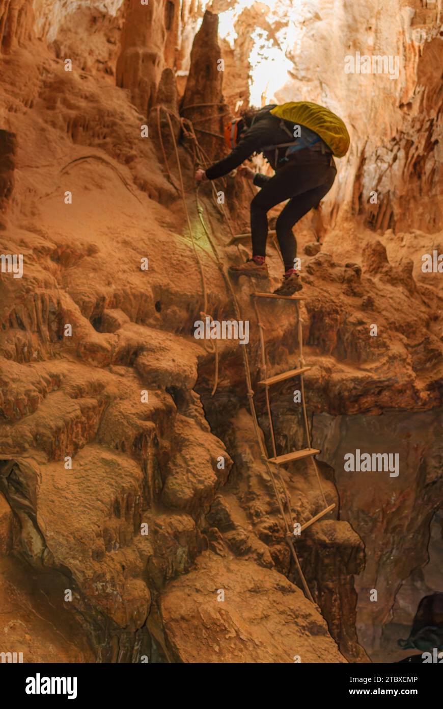 Woman caving spelunking cave hi-res stock photography and images - Alamy