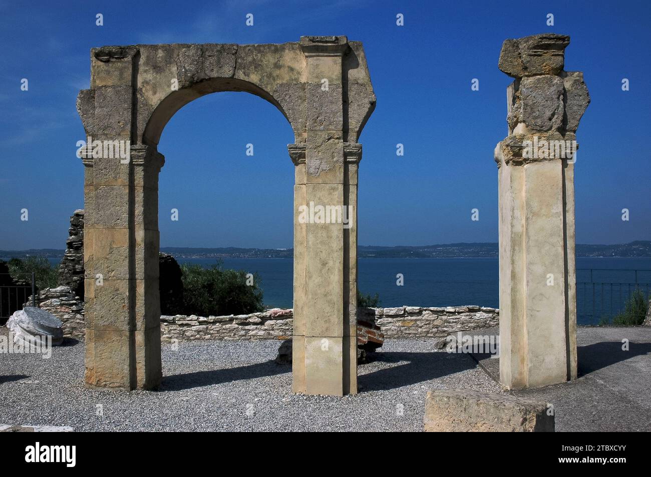 Rebuilt pillars of ancient arcade hi-res stock photography and images ...