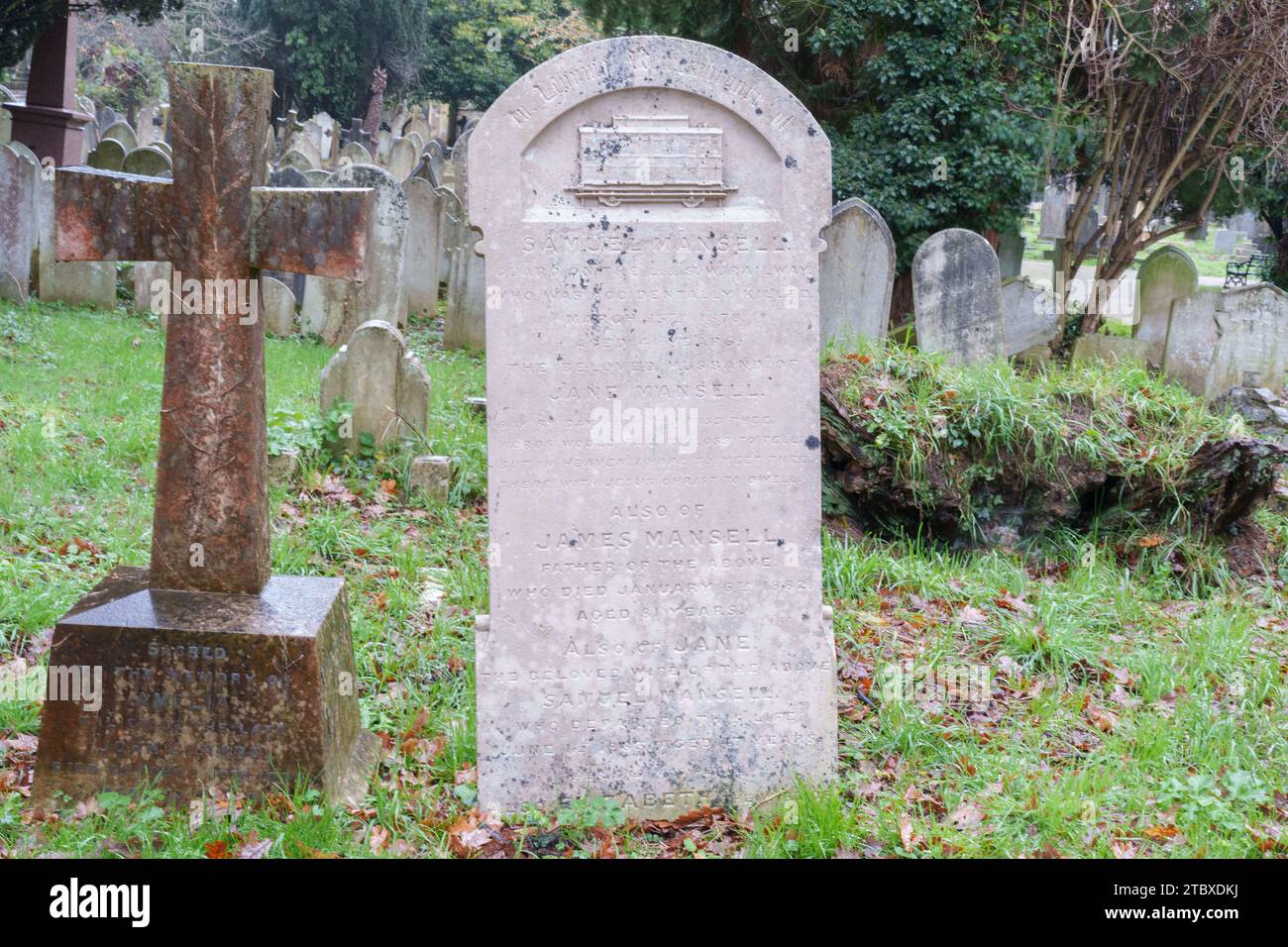 Headstone of Samuel Mansell Southampton Old Cemetery Stock Photo - Alamy