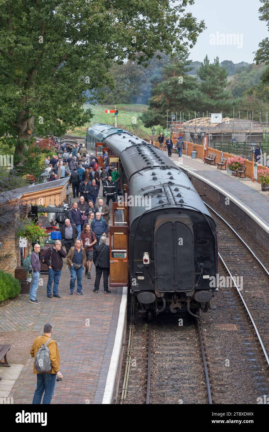 Passengers leaving a train at Arley, Severn Valley Railway during the ...
