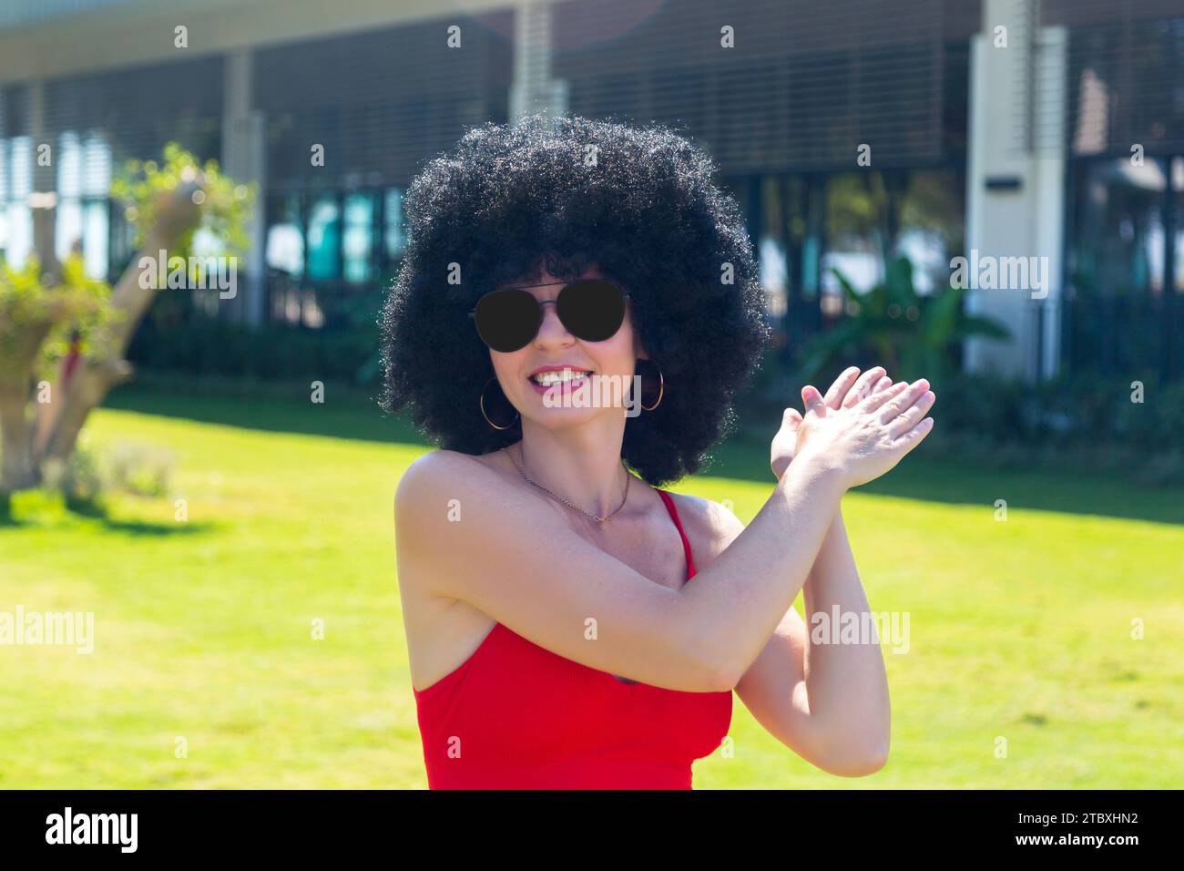 Girl clap hands hi-res stock photography and images - Alamy