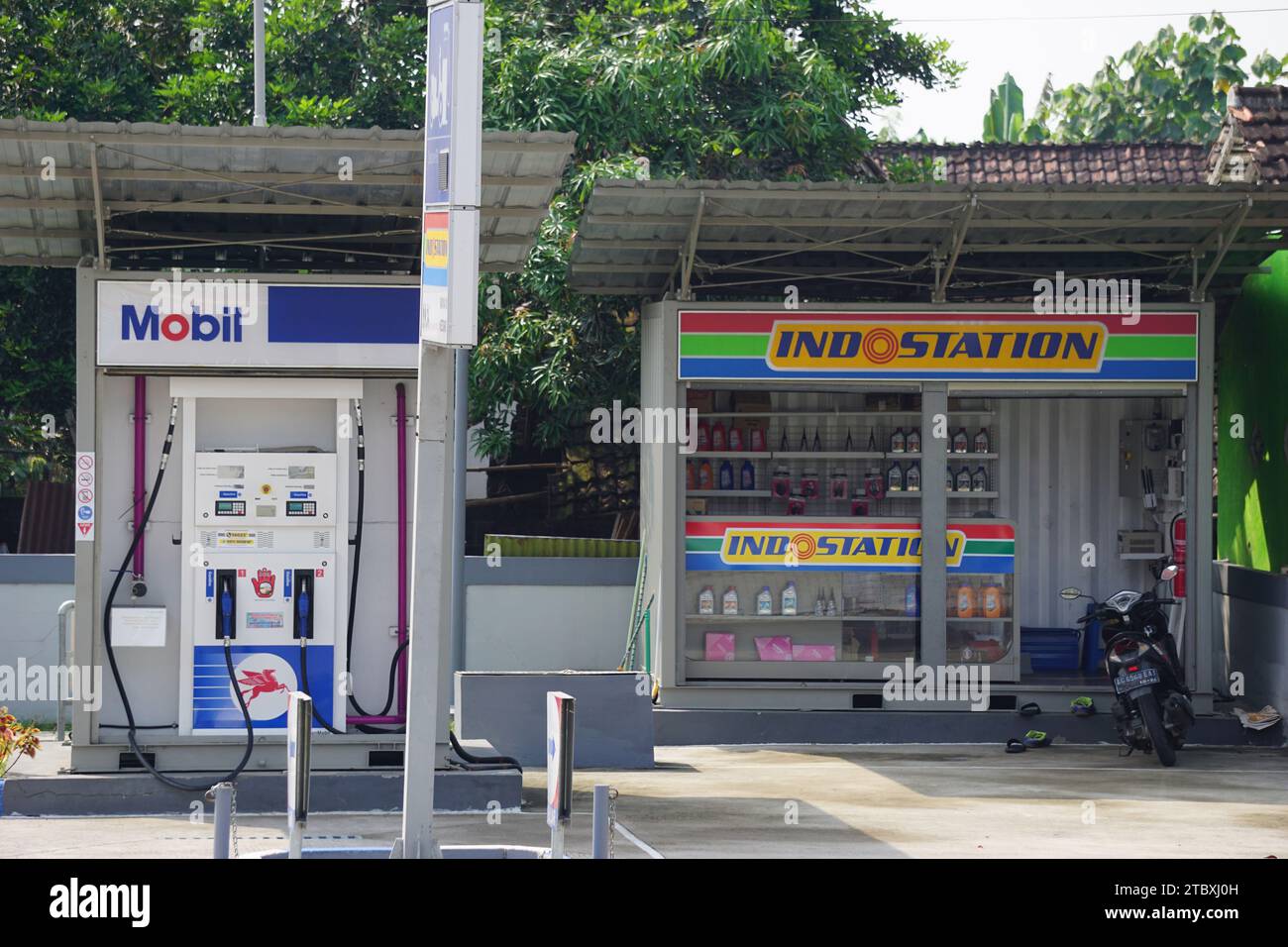 Indostation hi-res stock photography and images - Alamy