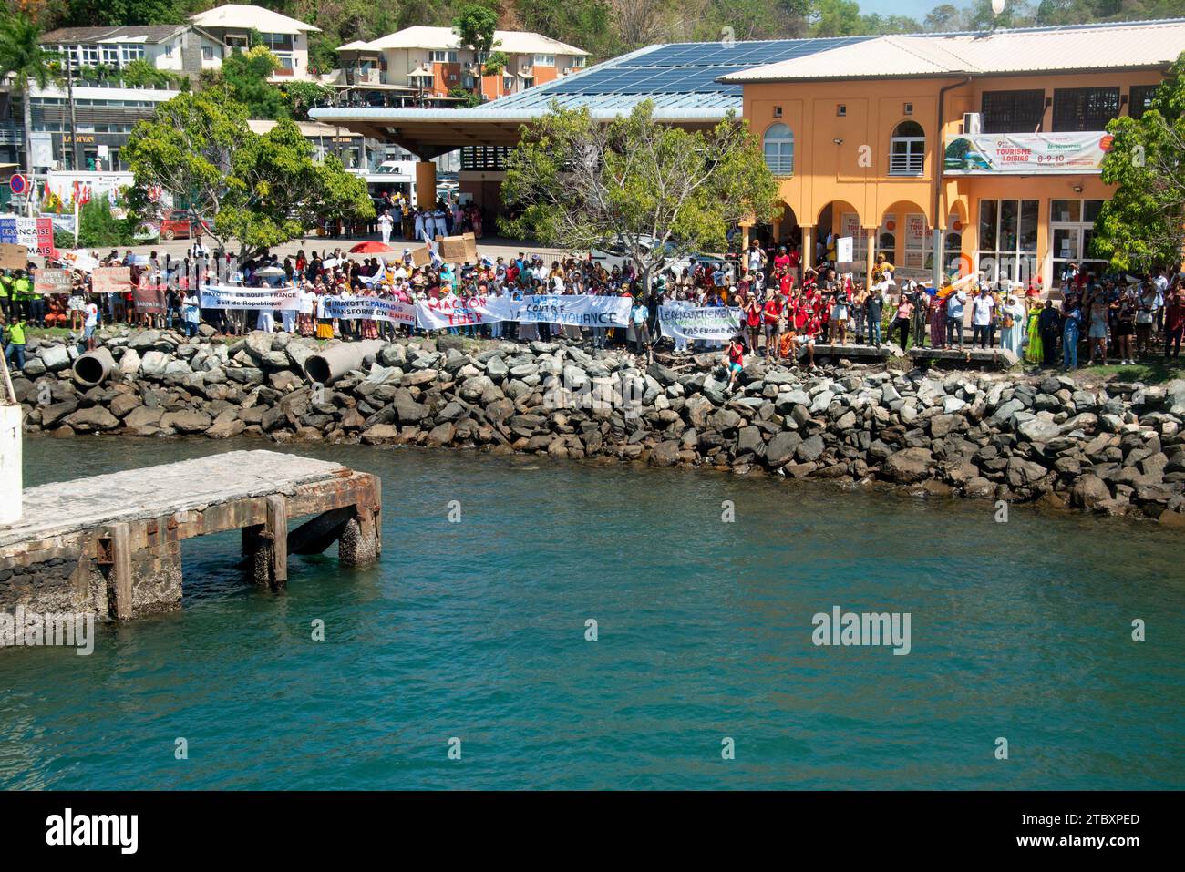 Mayotte. 08th Dec, 2023. Demonstrators waiting for the barge that ...