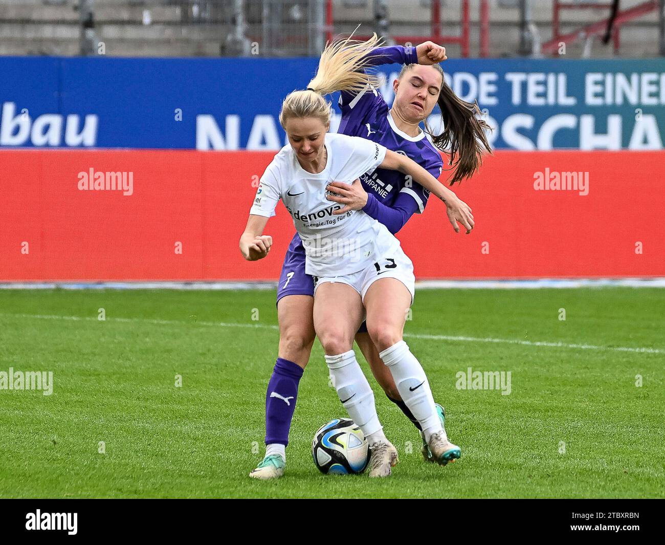Sgs essen vs sc freiburg hi-res stock photography and images - Alamy