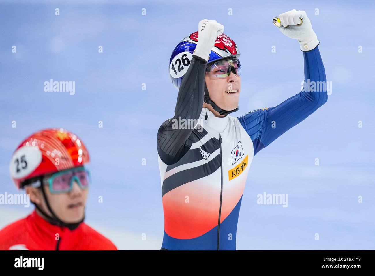 Kim gun hi-res stock photography and images - Alamy