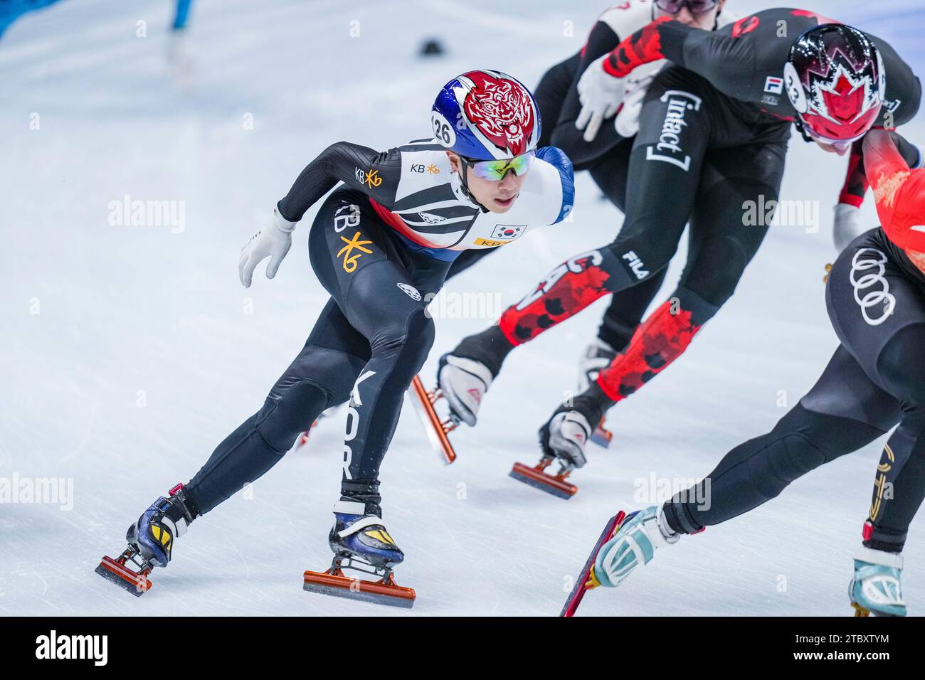 Gun woo kim of korea hi-res stock photography and images - Alamy