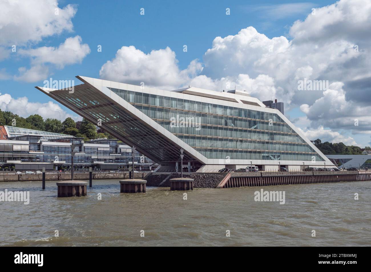 The Dockland Office Building viewed from the 62 HADAG ferry in Hamburg ...