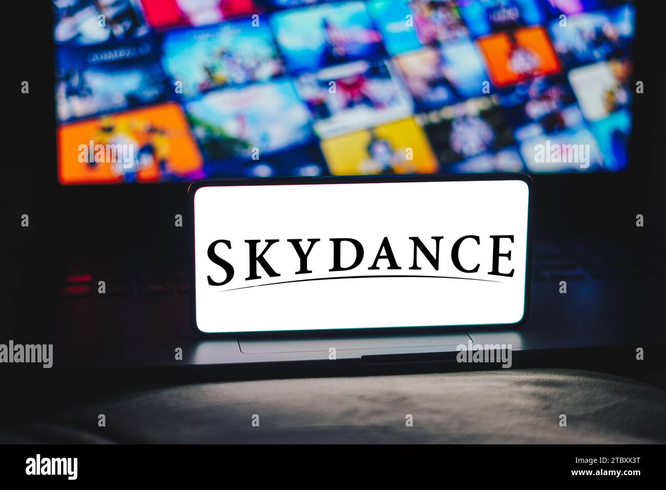 Skydance logo hi-res stock photography and images - Alamy