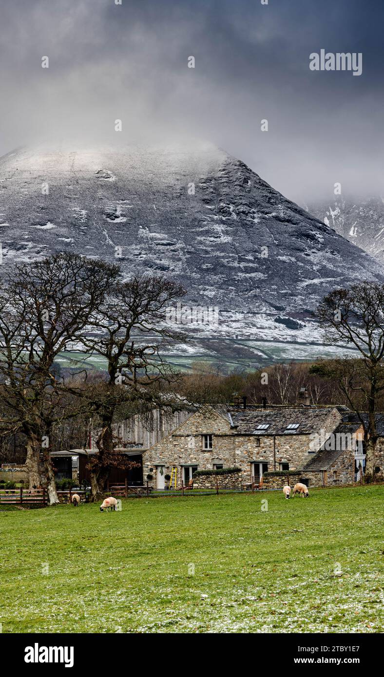 Skiddaw mountain range hi-res stock photography and images - Alamy