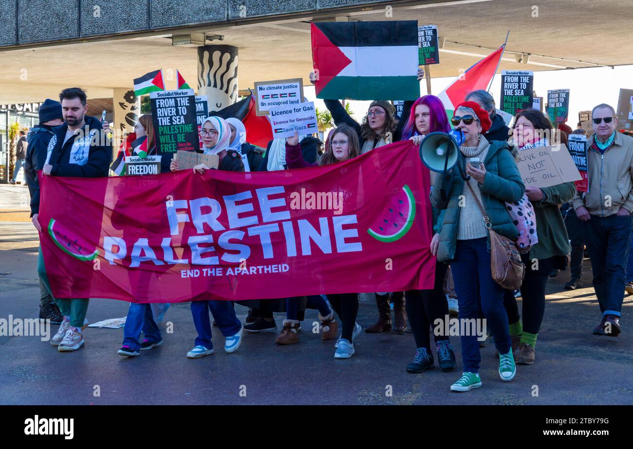 Bournemouth, Dorset, UK. 9th December 2023. Freedom for Palestine ...