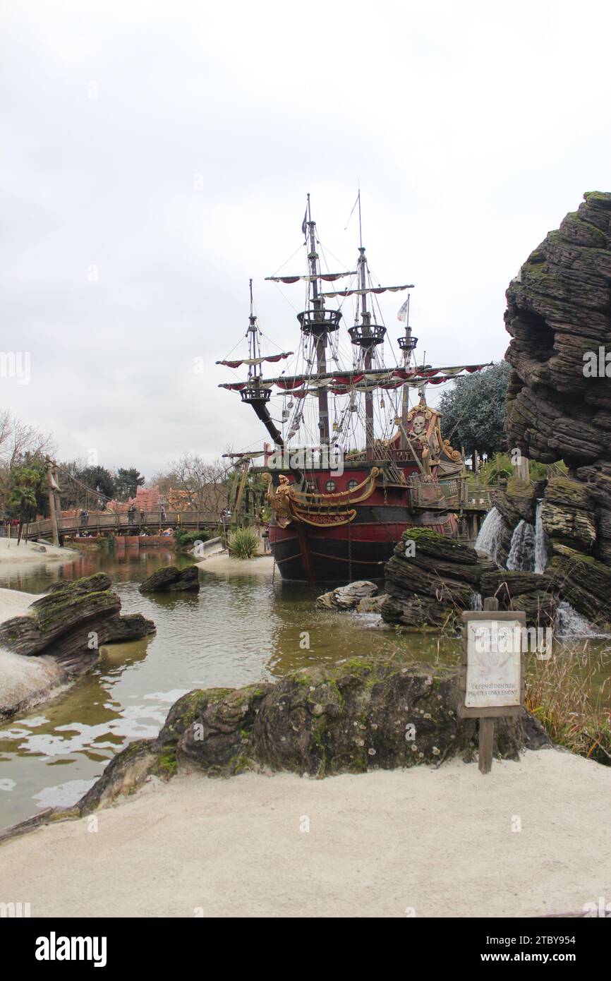 Disney toon studio paris hi-res stock photography and images - Alamy