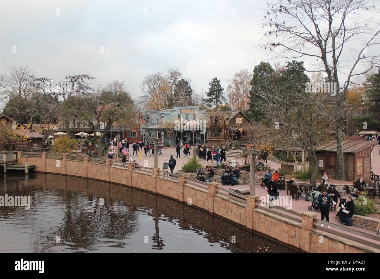 Disney toon studio paris hi-res stock photography and images - Alamy