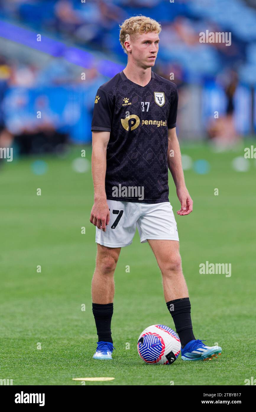 Sydney, Australia. 09th Dec, 2023. Jed Drew of Macarthur FC warms up ...