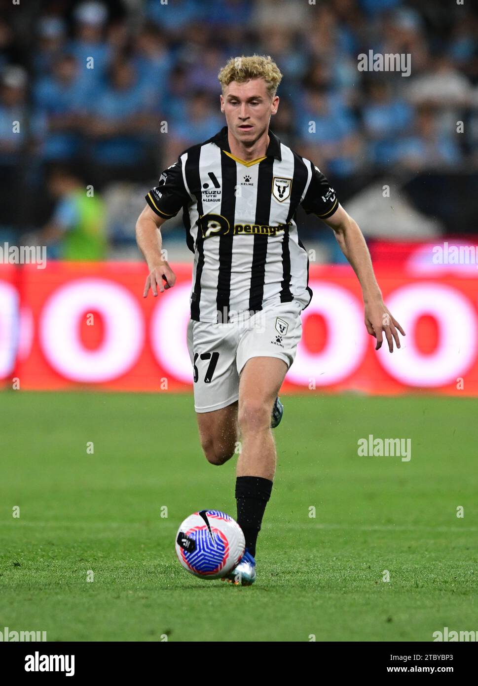 Moore Park, Australia. 09th Dec, 2023. Jed Drew of the Macarthur FC is ...