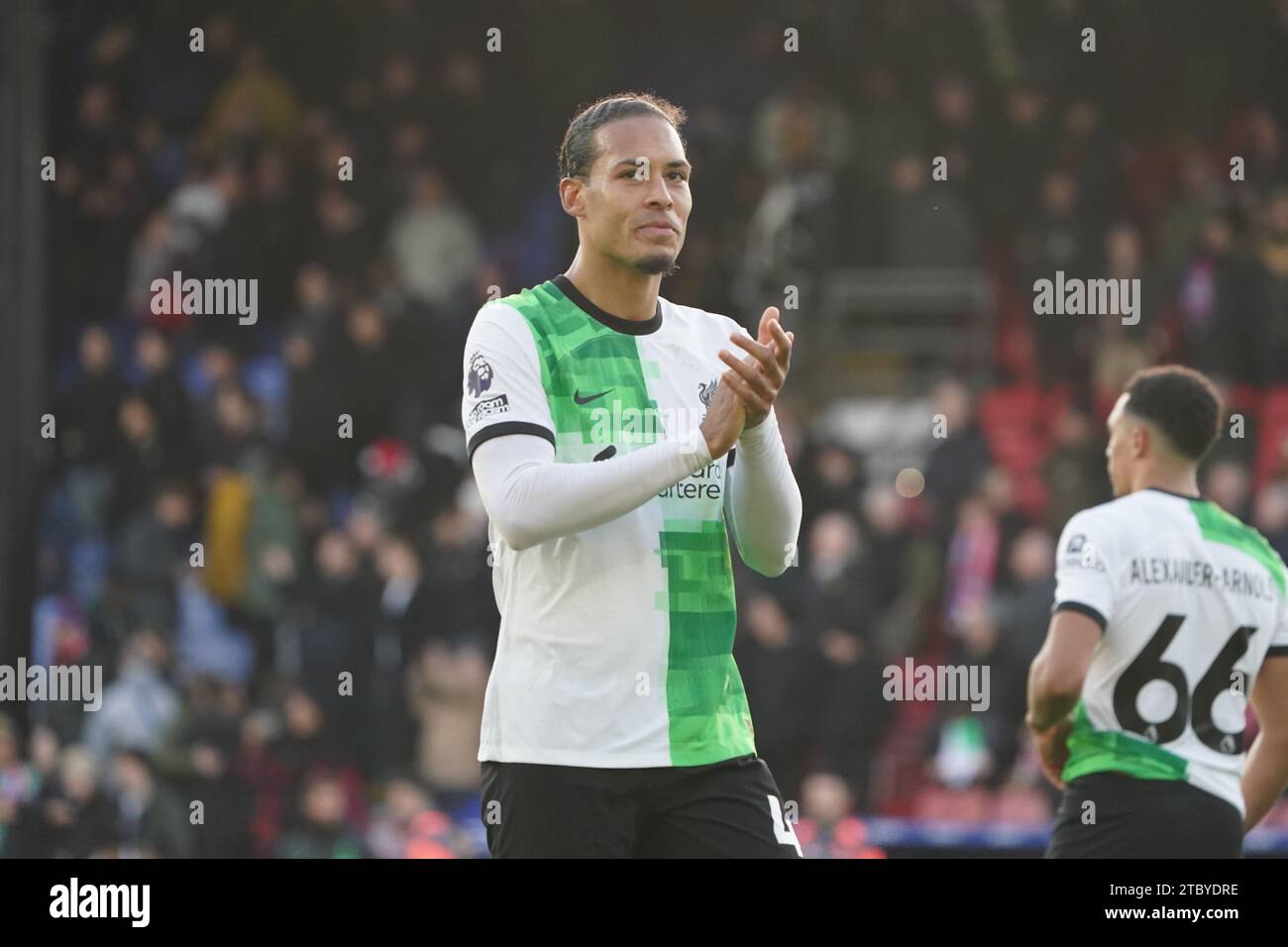 LONDON, ENGLAND - DECEMBER 09: Virgil van Dijk of Liverpool clapping ...