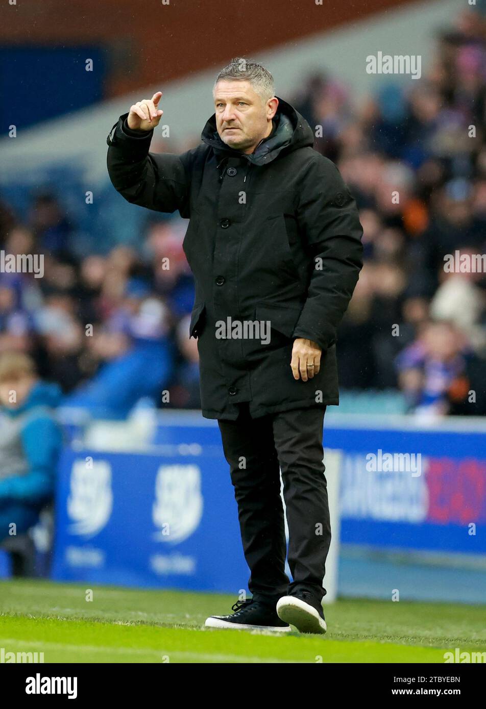 Dundee manager Tony Docherty during the cinch Premiership match at the ...