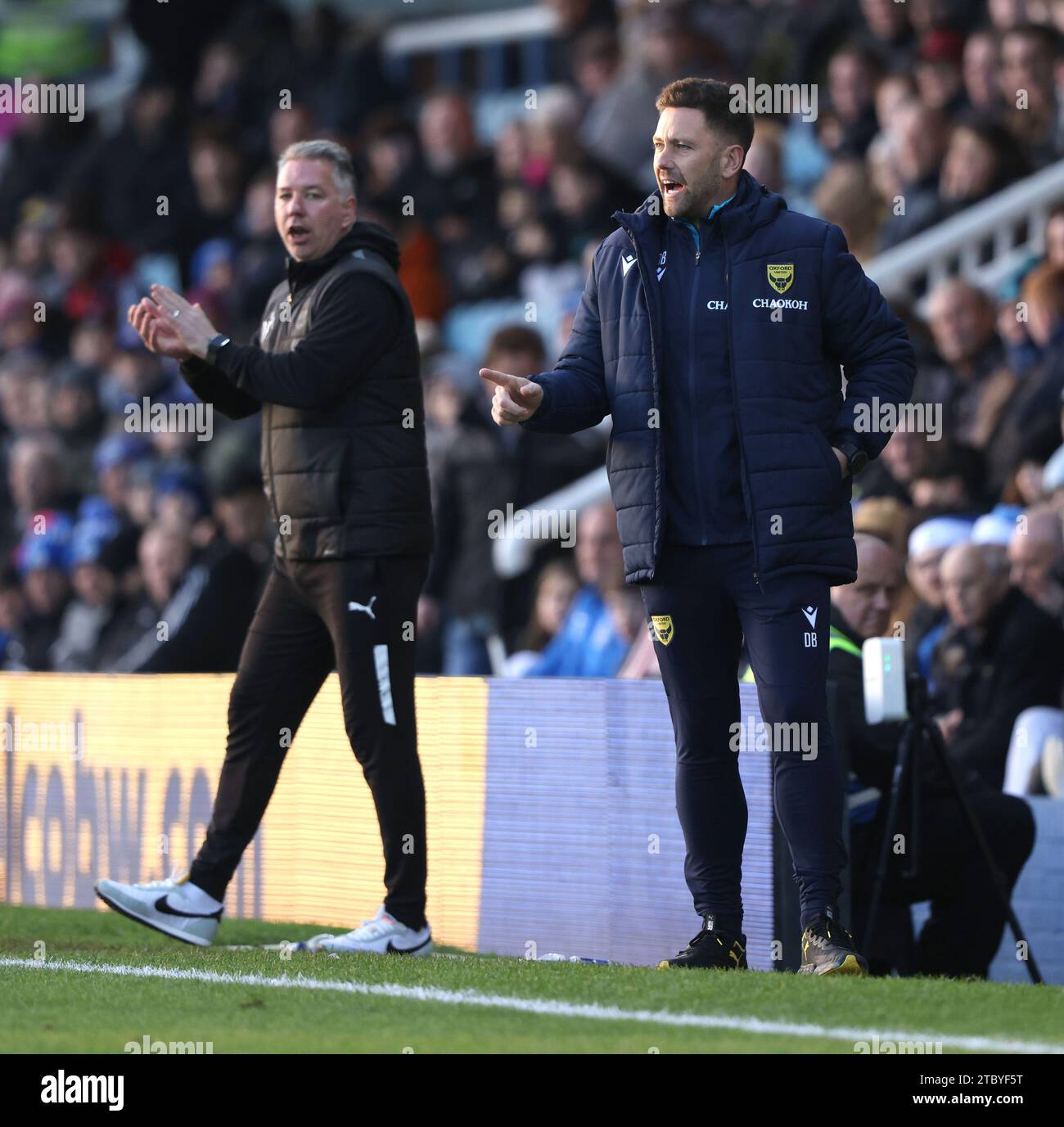 Des buckingham coach hi-res stock photography and images - Alamy