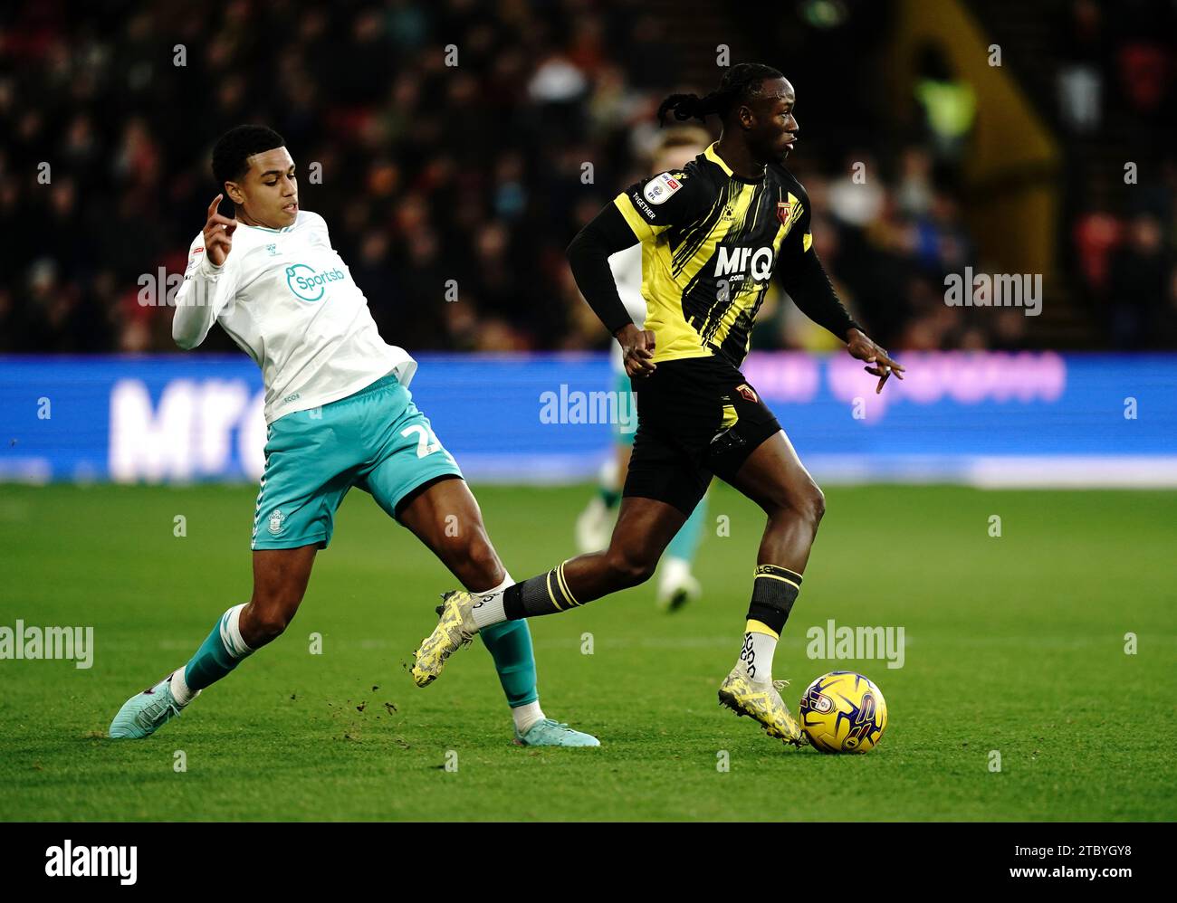 Southampton's Shea Charles (left) and Watford's Ismael Kone battle for ...