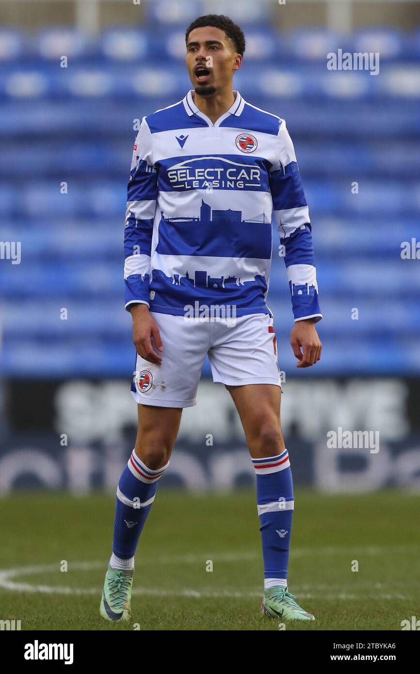 Harvey Knibbs #7 of Reading during the Sky Bet League 1 match Reading ...