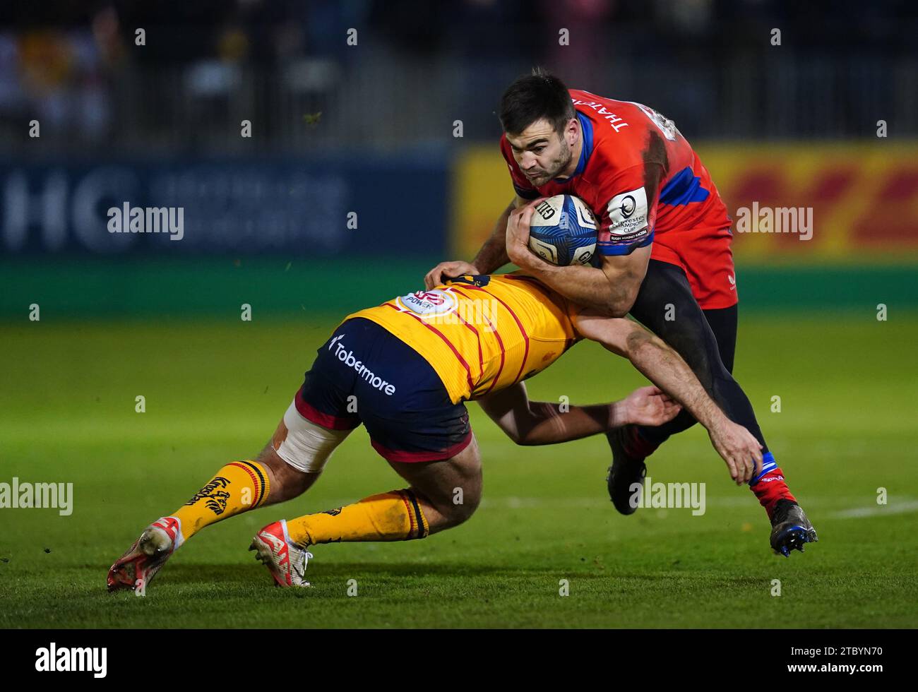 Bath Rugby's Will Muir evades Ulster Rugby's Stewart Moore during the ...