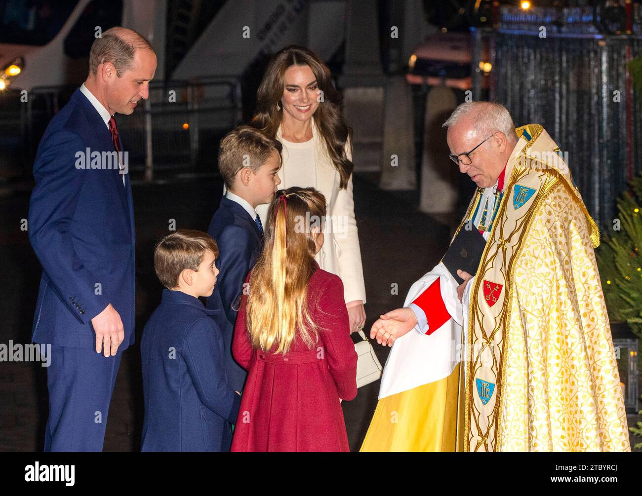 London, England. UK. 08 December 2023. Prince Louis of Wales, Prince George of Wales, Princess ...