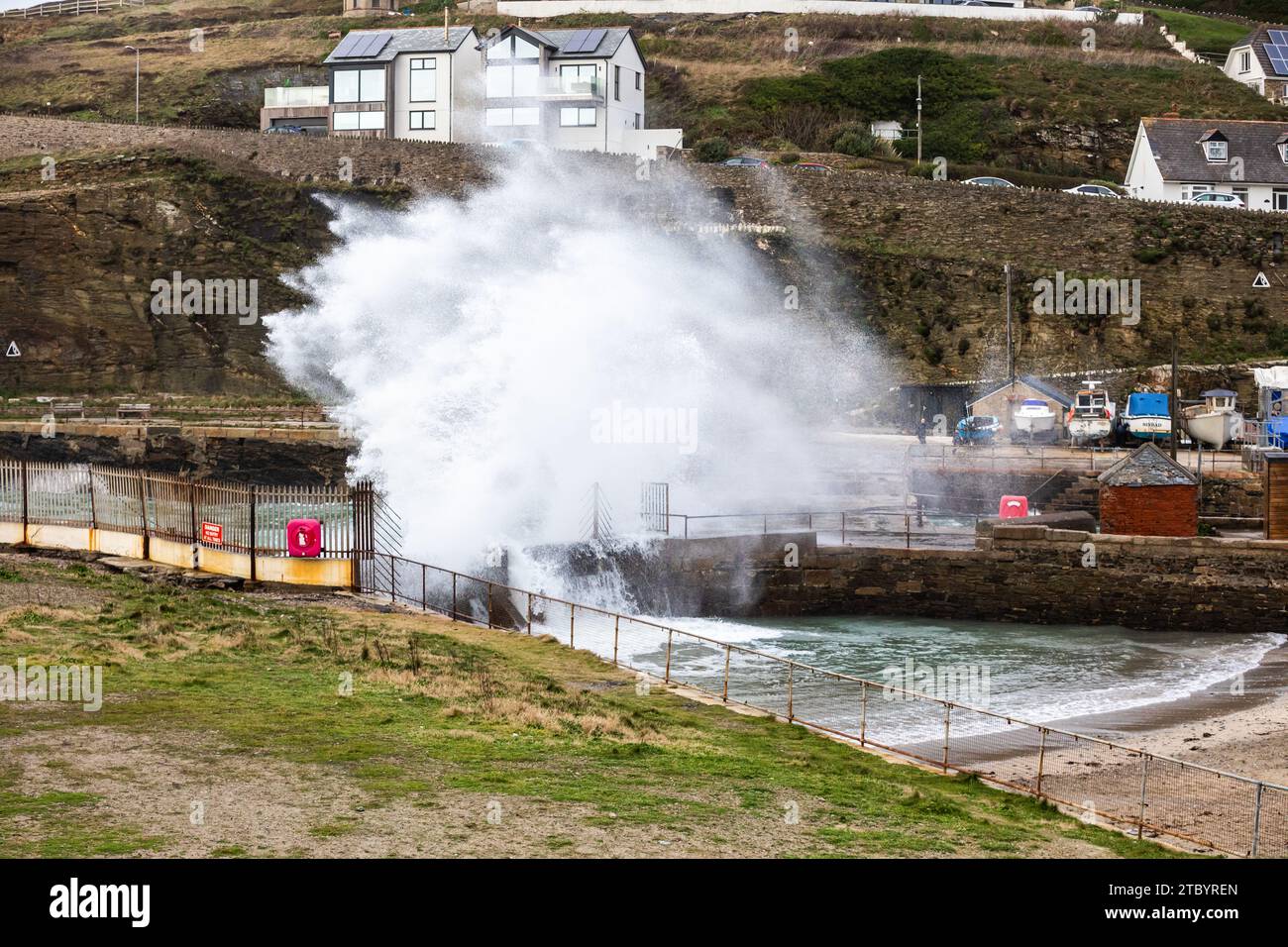 Portreath, Cornwall,9th December 2023, Large waves and stormy seas in ...