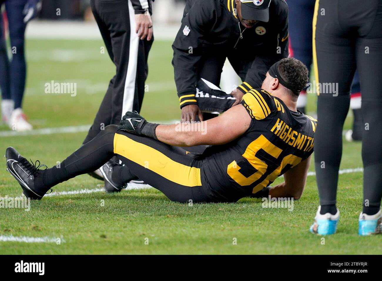 Team personnel check on Pittsburgh Steelers linebacker Alex Highsmith ...