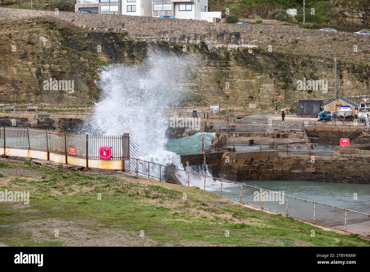 Portreath, Cornwall,9th December 2023, Large waves and stormy seas in ...