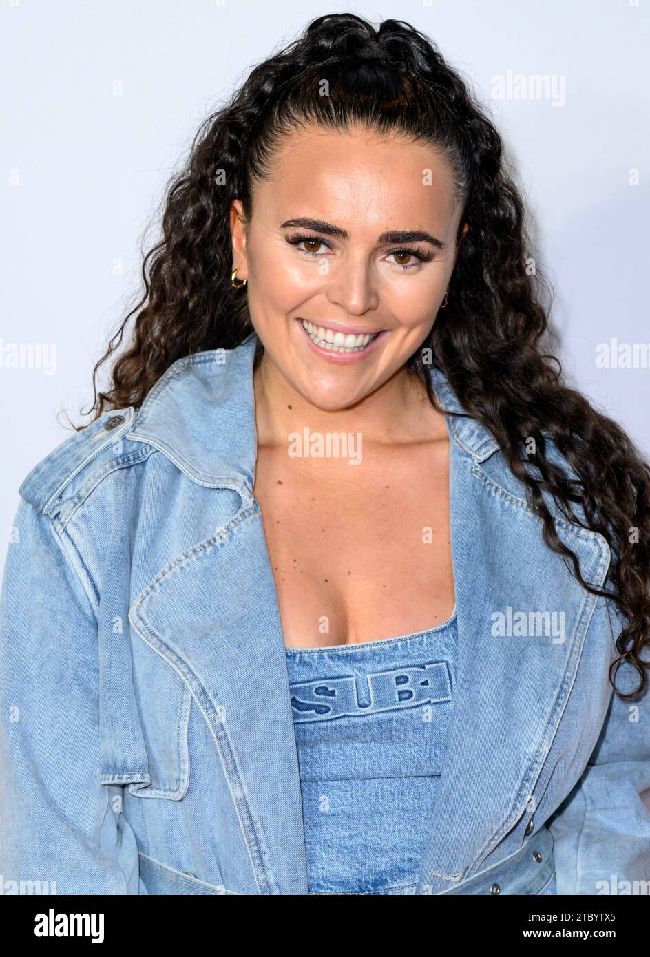 Lydia rodford hi-res stock photography and images - Alamy