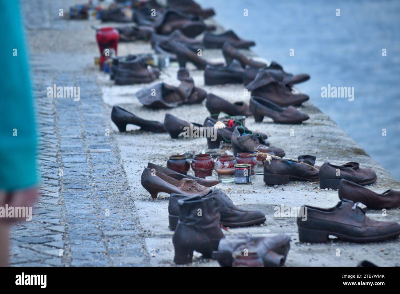 Danube memorial hi-res stock photography and images - Alamy