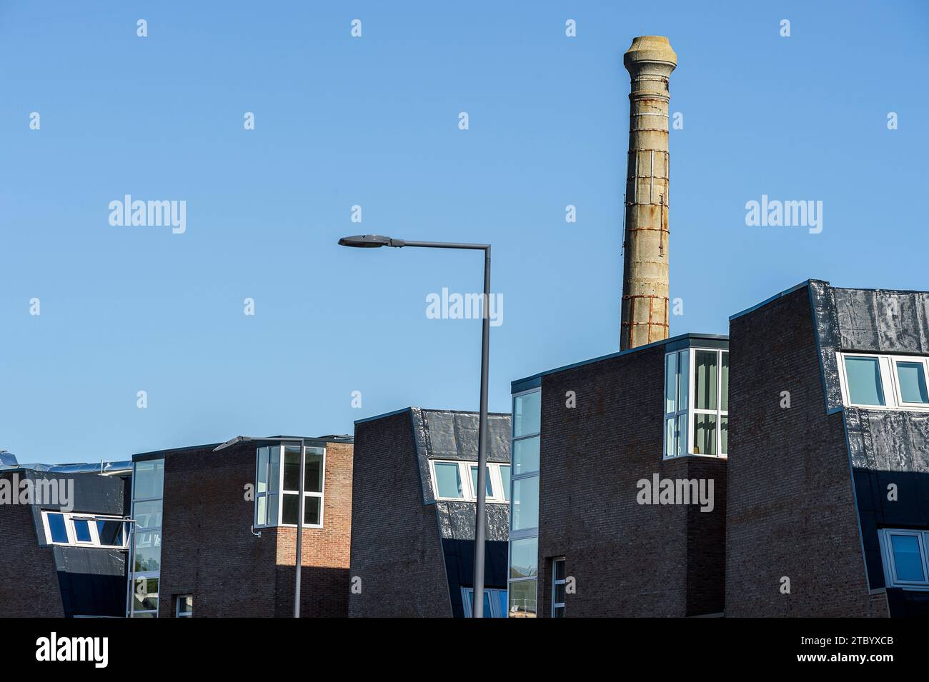 Jules Verne University buildings in Amiens | Batiments de l'universite ...