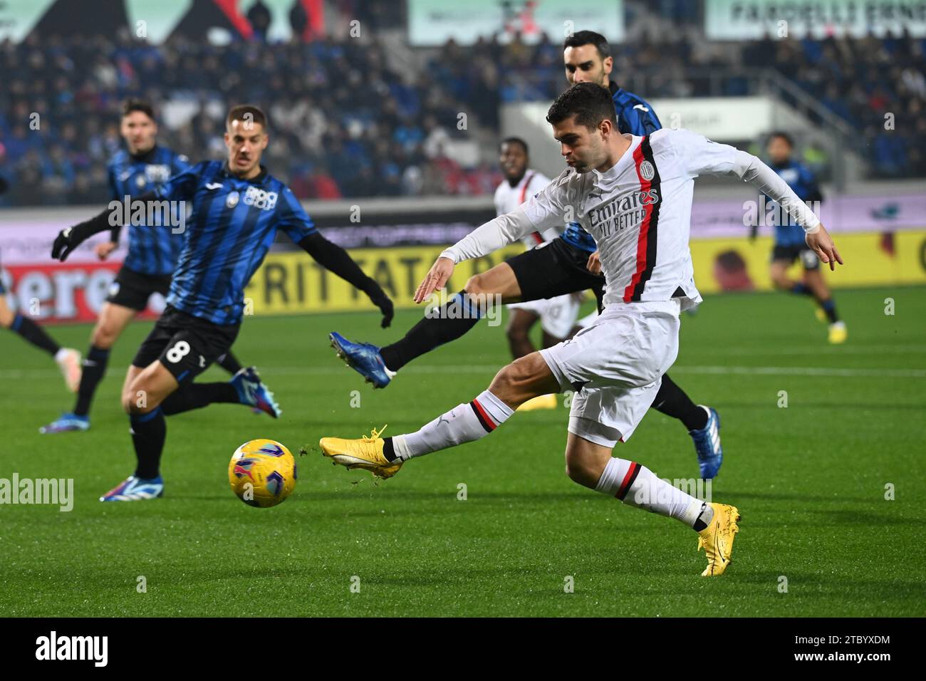 Bergamo, Italy. 09th Dec, 2023. Christian Pulisic (Ac Milan) shooting ...