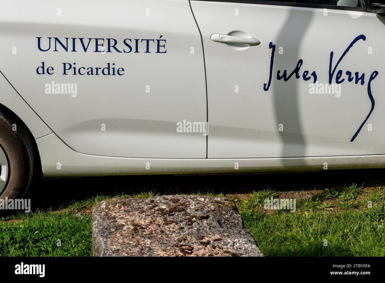Jules Verne University buildings in Amiens | Batiments de l'universite ...