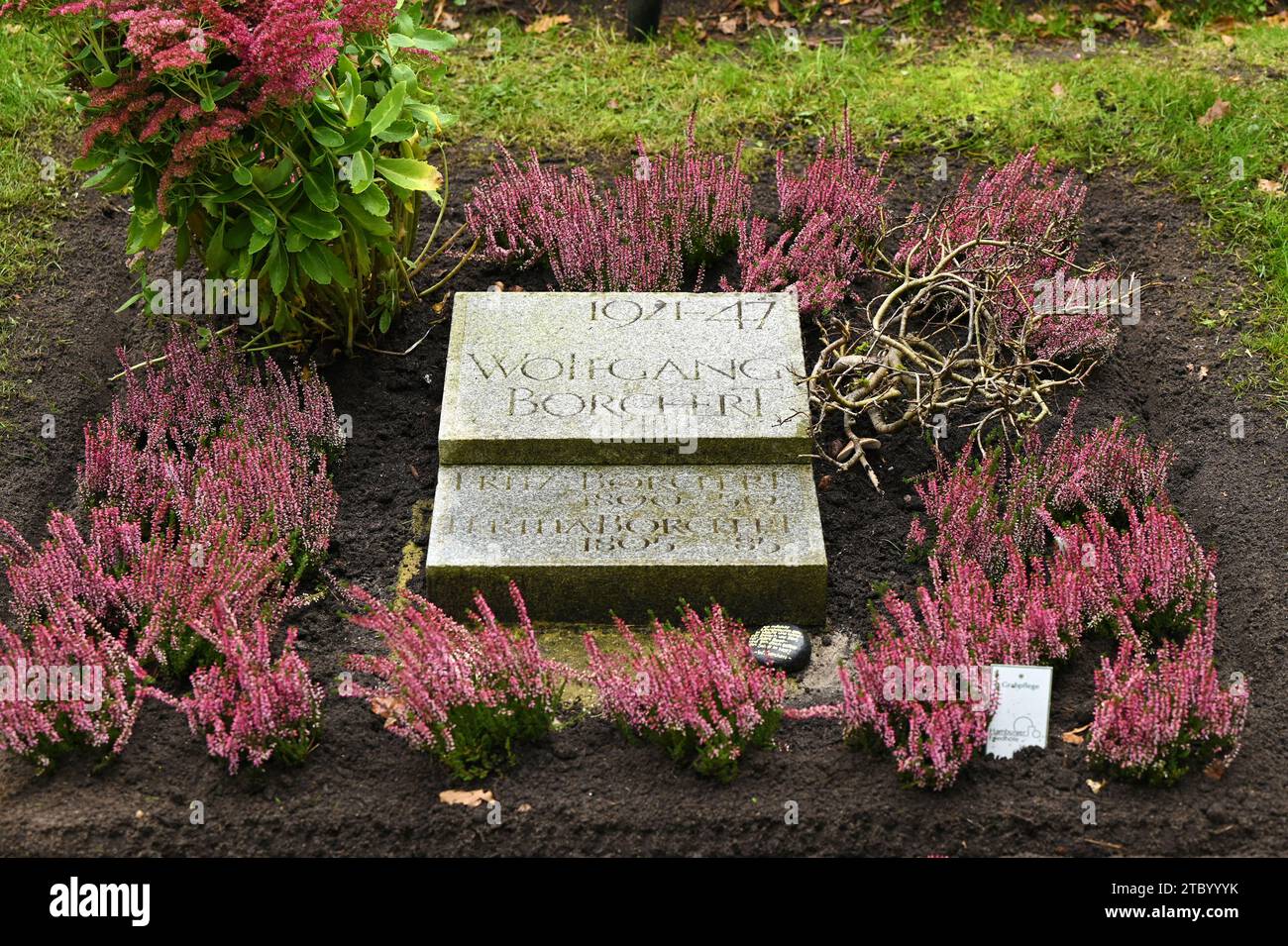 Ohlsdorf cemetery hi-res stock photography and images - Alamy