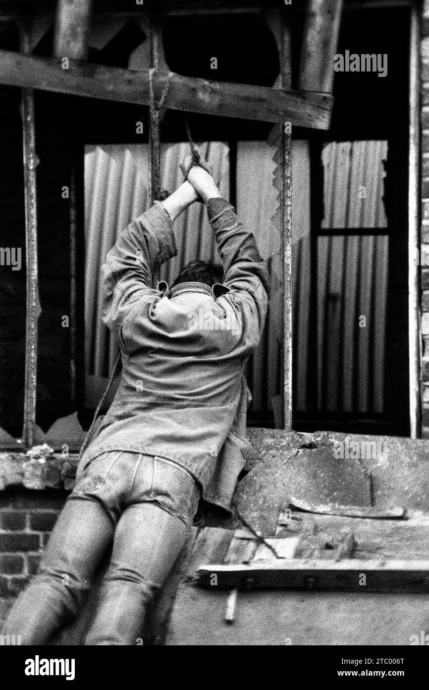 La corde de pendu Black and White Stock Photos & Images - Alamy