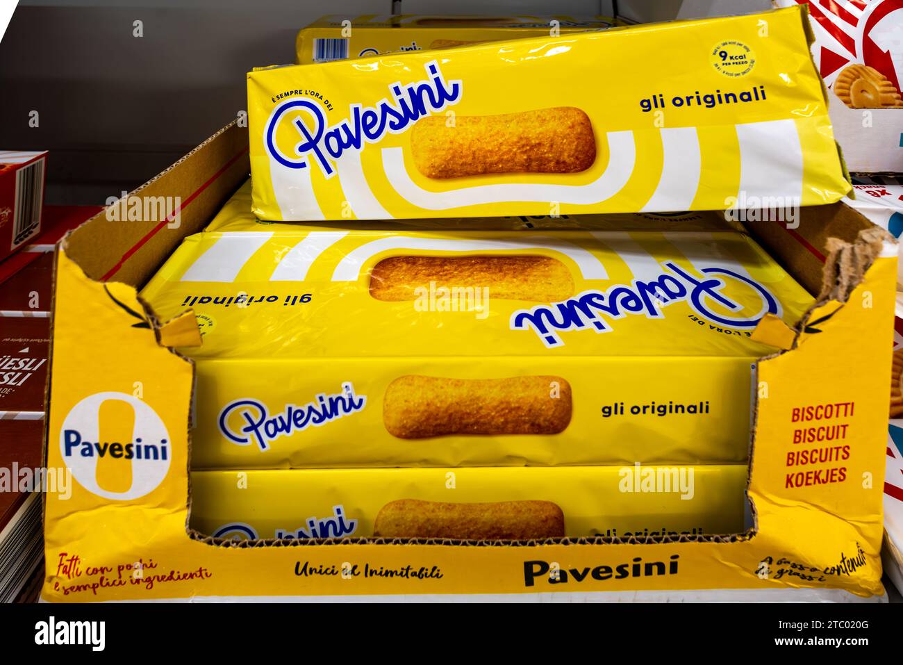 Pavesini biscuits hi-res stock photography and images - Alamy