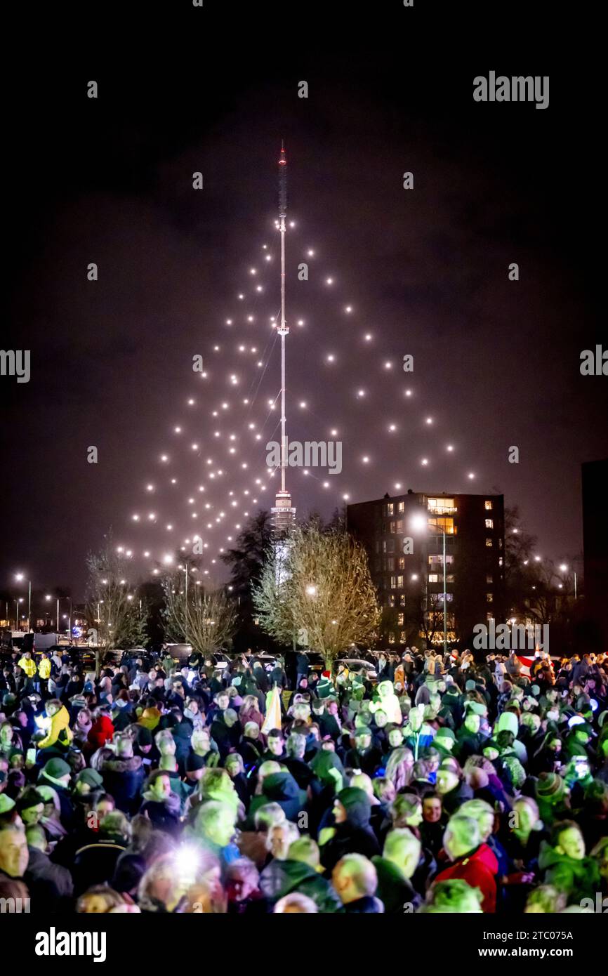 IJSSELSTEIN - The lights in the 'largest Christmas tree in the ...
