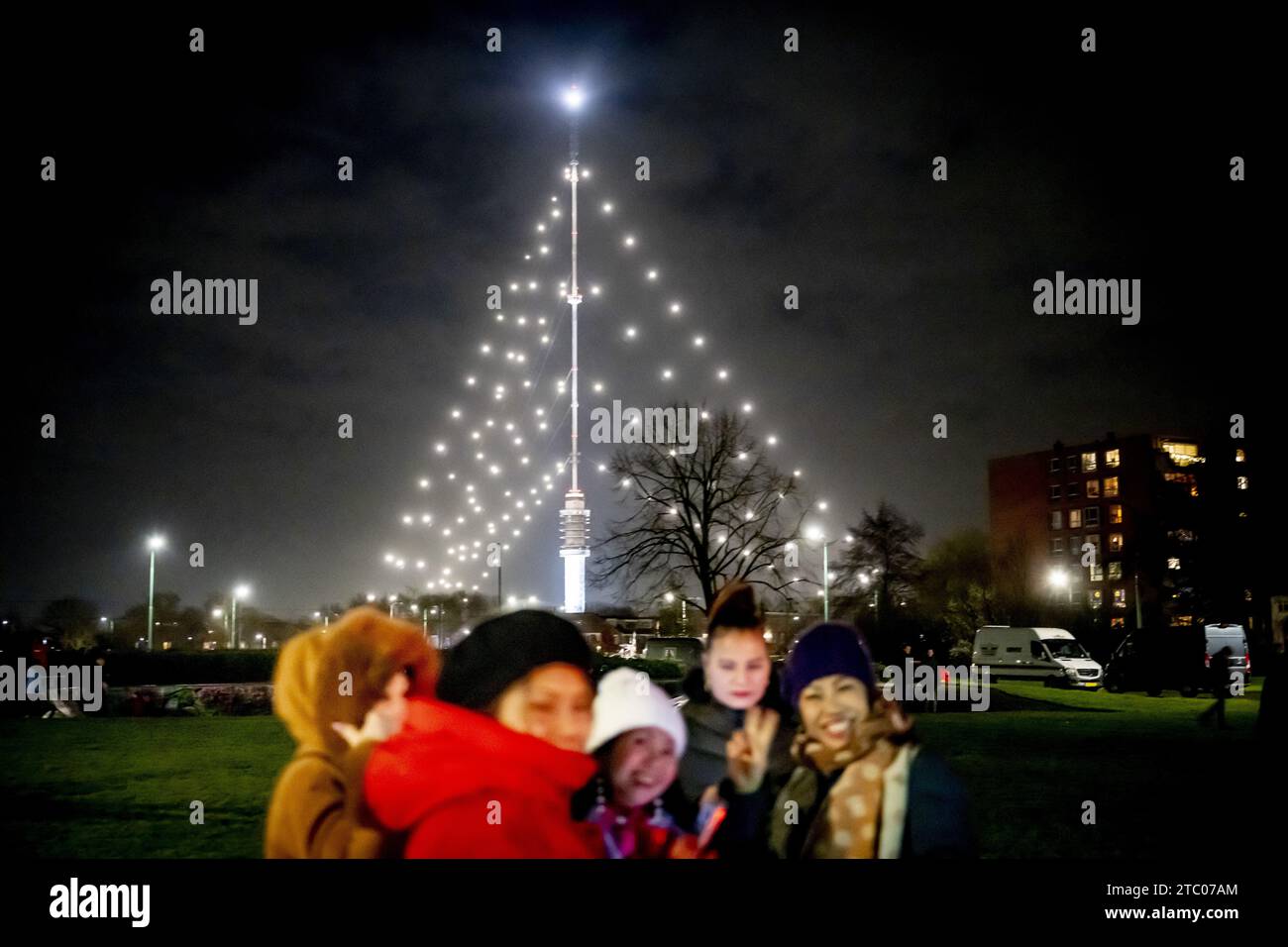 IJSSELSTEIN - The lights in the 'largest Christmas tree in the ...