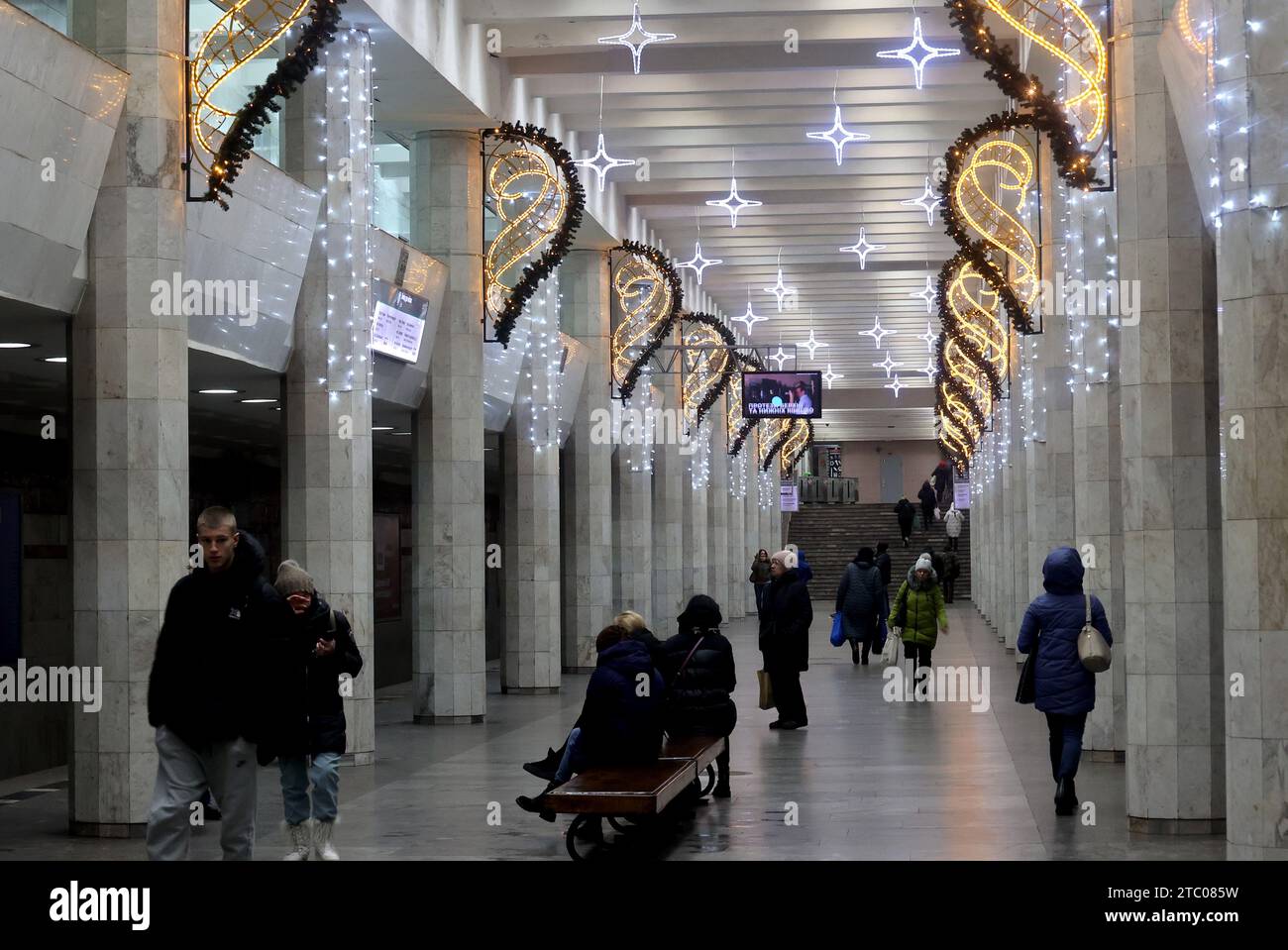 Non Exclusive: KHARKIV, UKRAINE - DECEMBER 7, 2023 - A metro station is ...