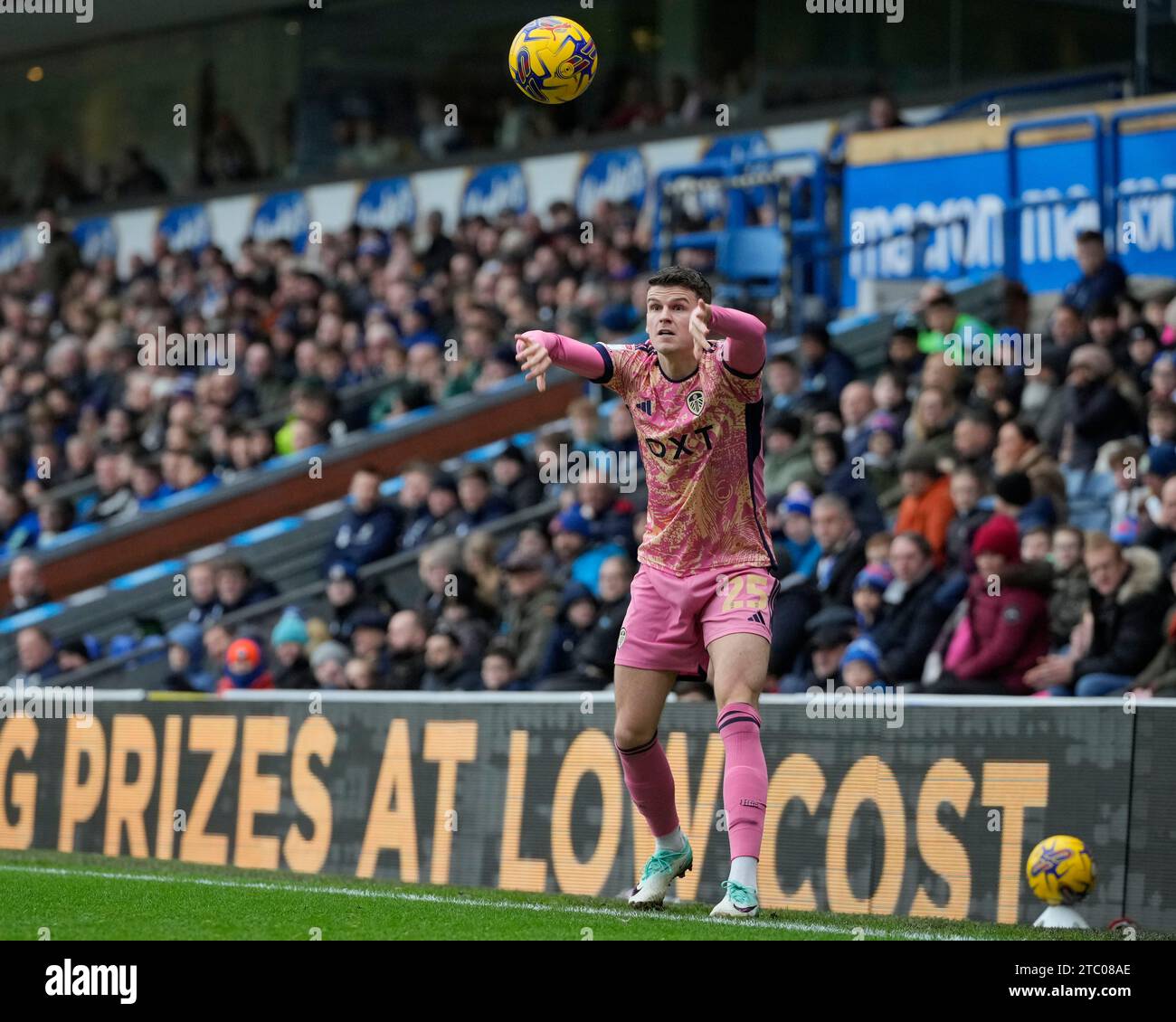 Sam Byram #25 of Leeds United takes a throw in during the Sky Bet ...