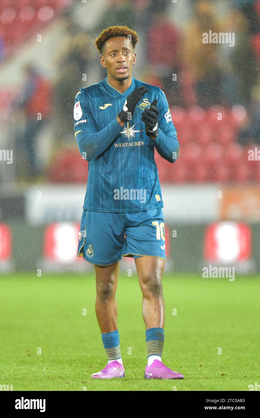Jamal Lowe #10 of Swansea City during the Sky Bet Championship match ...
